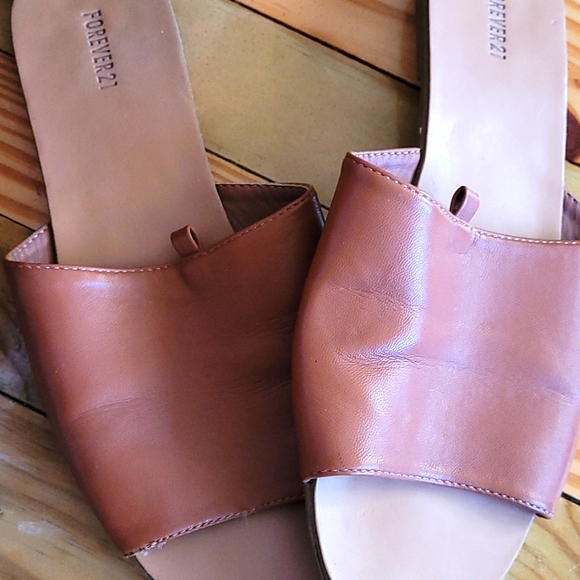 Forever 21 | Shoes | Forever 2 Leather Sandals | Poshmark
